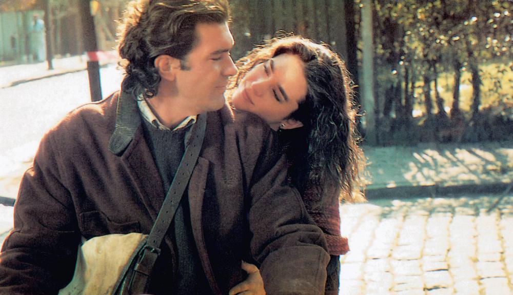 De amor y de sombra. Isabel Allende